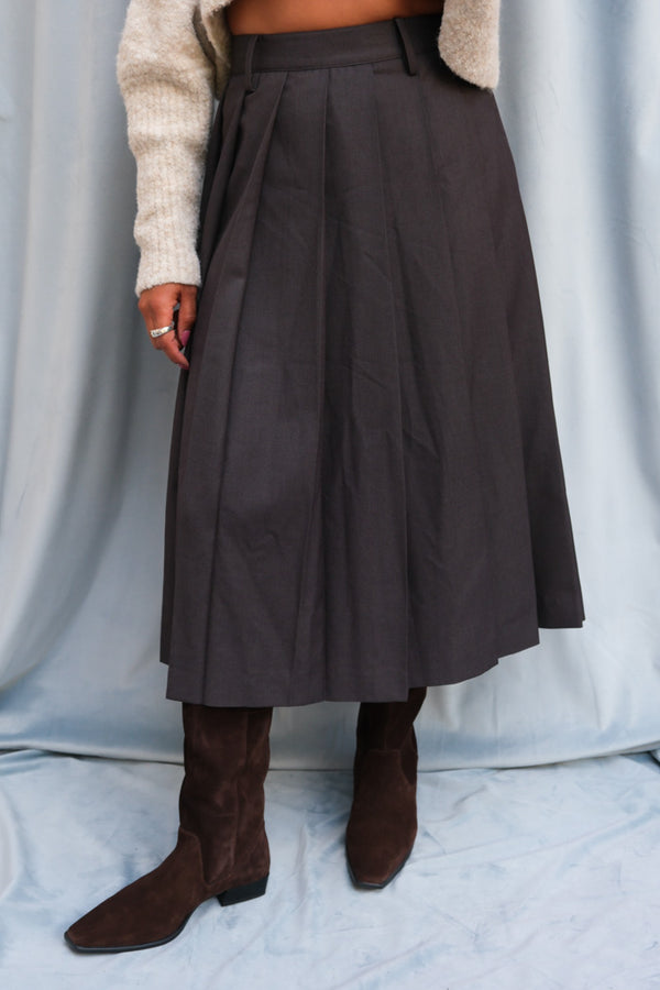 PLEATS LONG SKIRT - PIPE AND ROW
