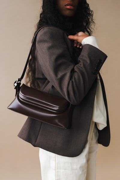 Osoi Folder brot bag smooth chocolate brown leather | Pipe and Row ...